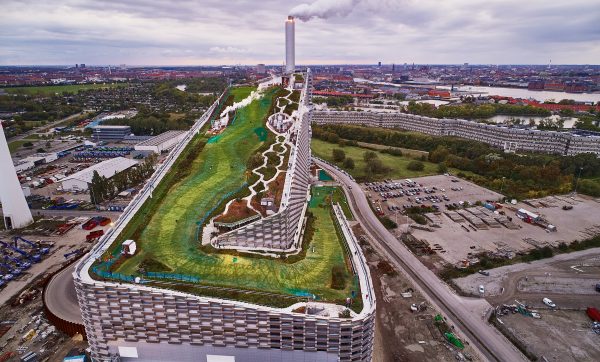 A Dive into Floating Architecture: Solving Space and Climate Challenges ...